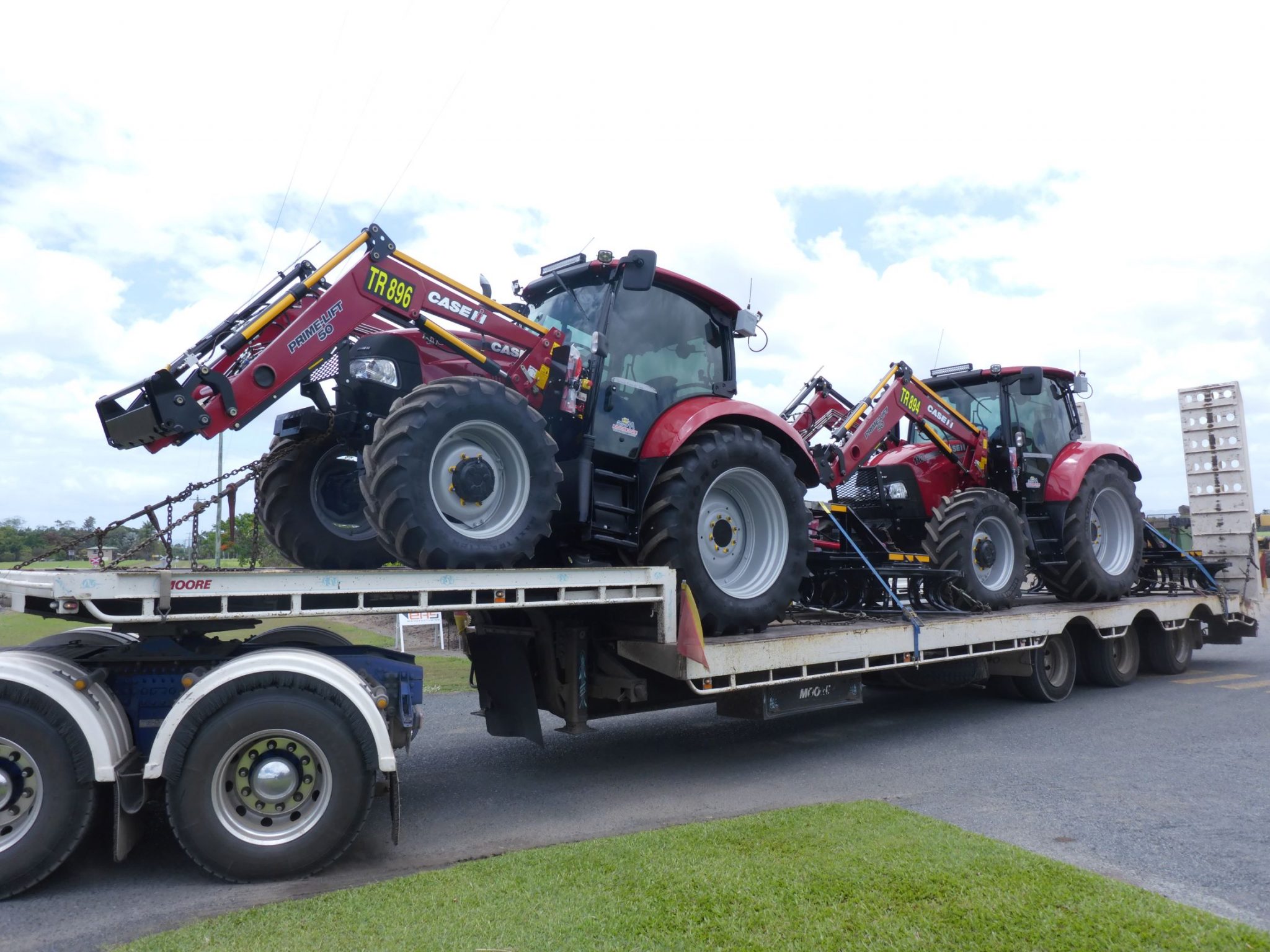 Cable Handling Tractors | EHS Manufacturing